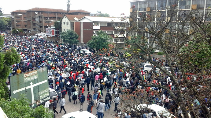 Prayers for peace lifting Zimbabwe