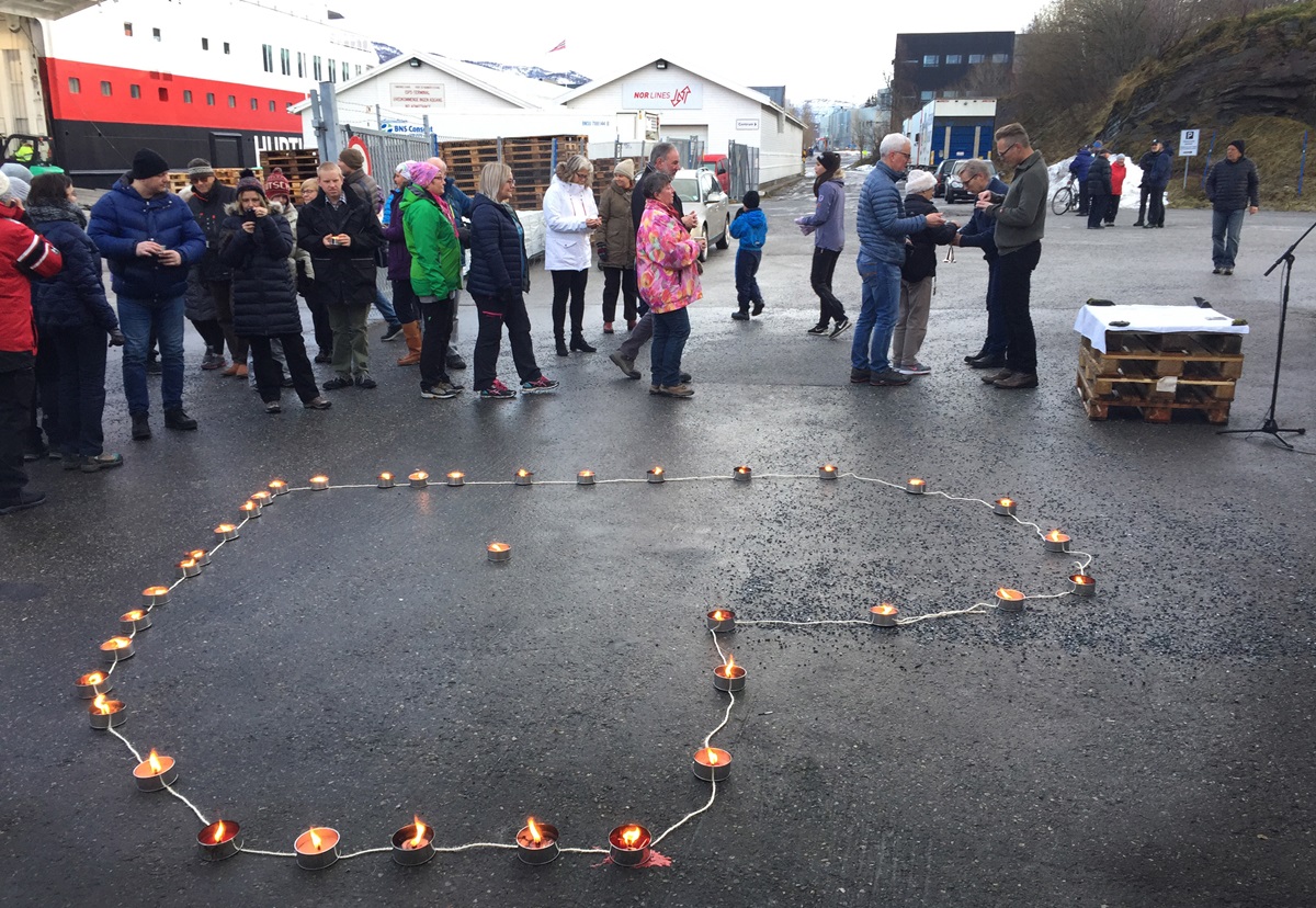 Norwegian church provides communion at the harbor | UMNews.org