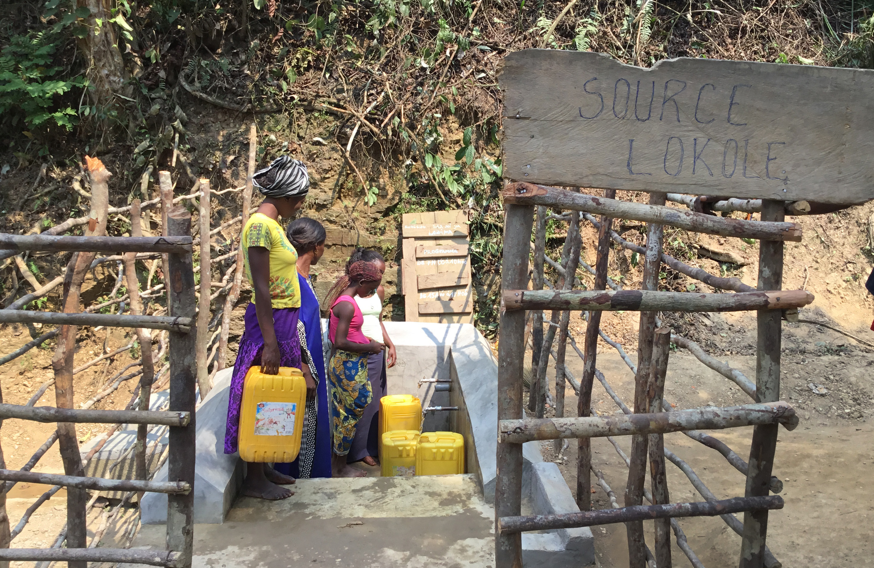 Tearfund helps church rebuild Congo water source