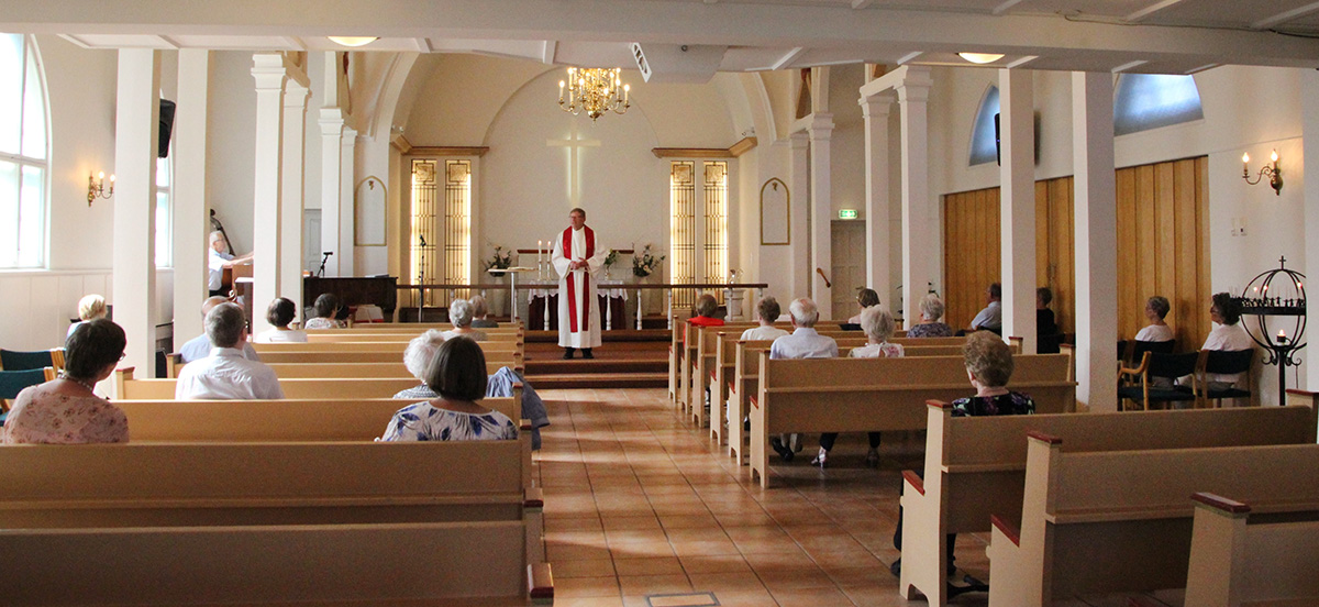 European churches easing back into live worship